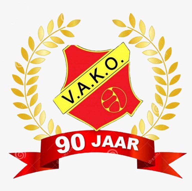 Vries.nu » 90 Jaar VAKO Voetbal: de foto met Henk Zuidberg